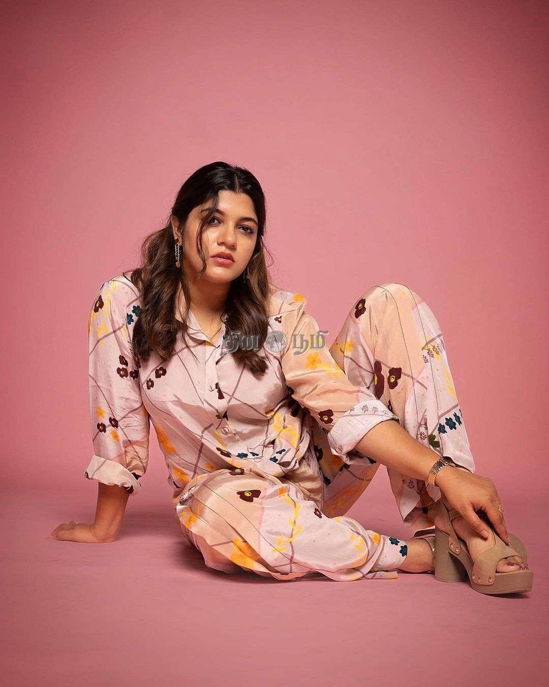 Actress Aparna Balamurali looks very stylish in recent photo shoot ...